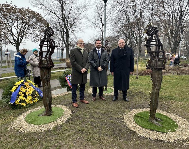 Homage to Gabriel García Márquez in Budapest: Sculptures Inspired by ...
